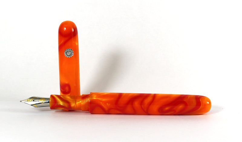 Churchill "Sunspot" Kirinite Fountain Pen – Gilbert House Pens