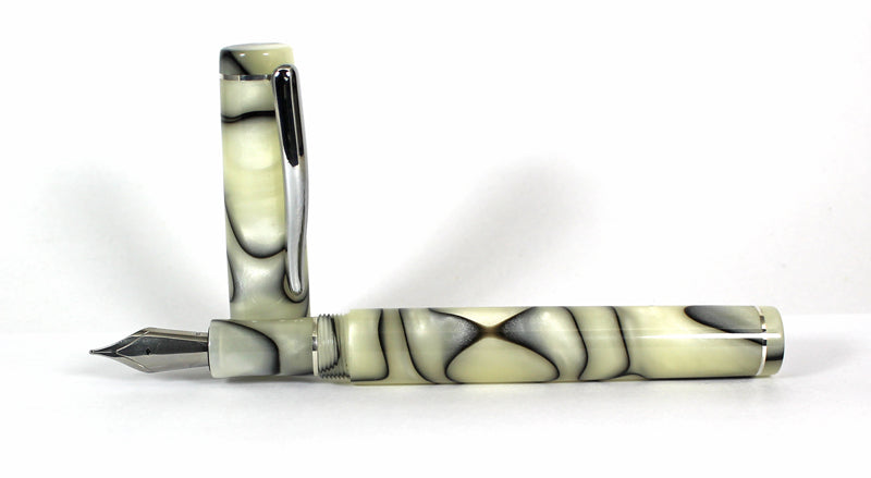 Oyster Swirl Cellulose Acetate Fountain pen – Gilbert House Pens